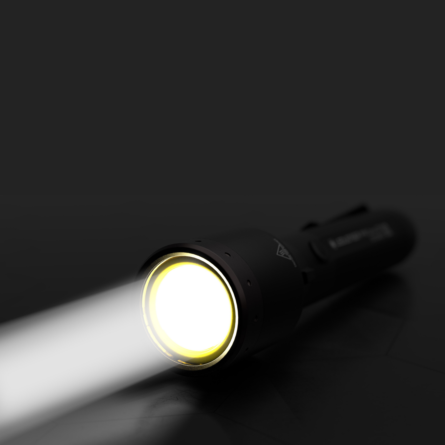 P9R LEP Torch | 1000 Lumens | 1300m Beam Range | Rechargeable | 10h ...